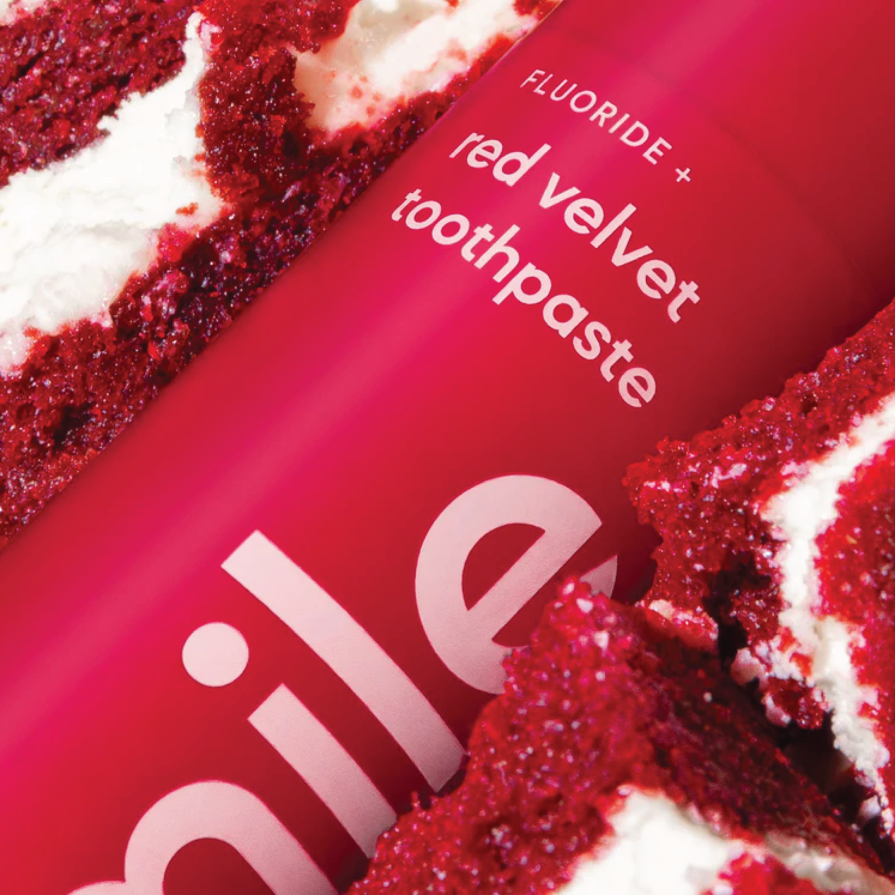 Hismile Red Velvet Toothpaste, 60 g - Tannkrem - Farmasiet.no